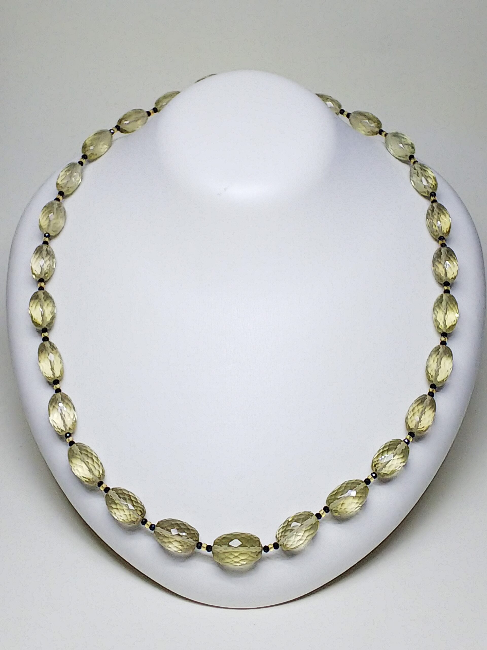 今月のご紹介商品 - 珊瑚・象牙 Cygnet Coral(シグネット)