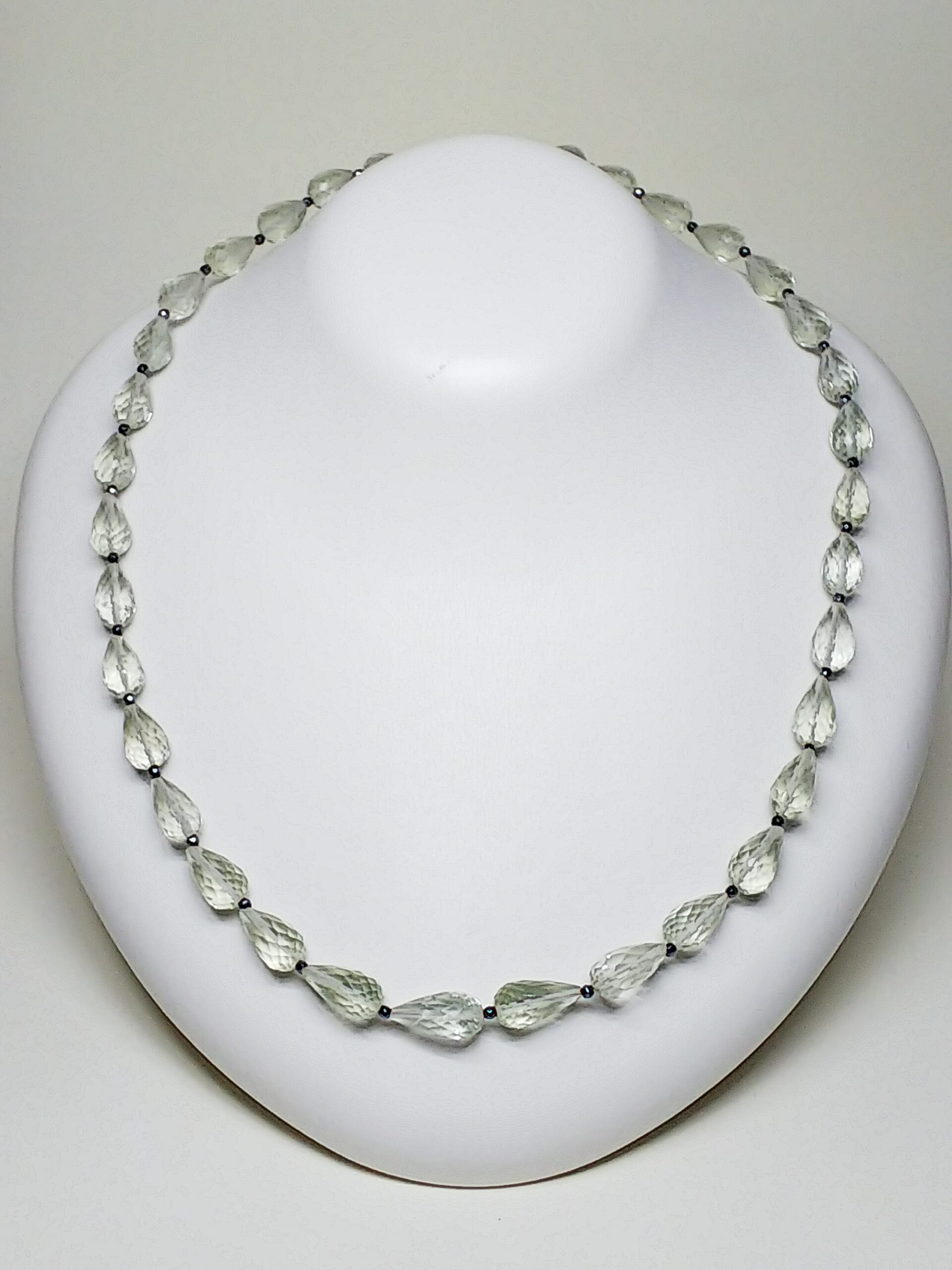 今月のご紹介商品 - 珊瑚・象牙 Cygnet Coral(シグネット)